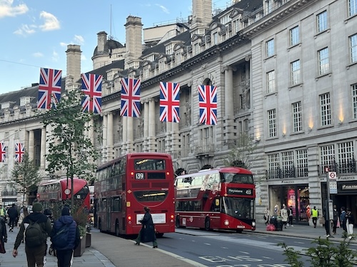 Learn How to Ride a Public Bus in London, England